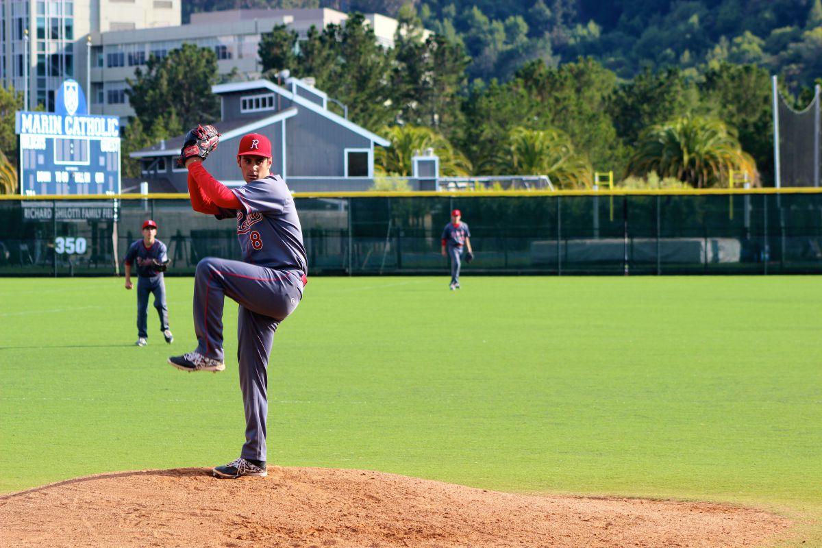 Boys’ varsity baseball wins over Marin Catholic – Redwood Bark